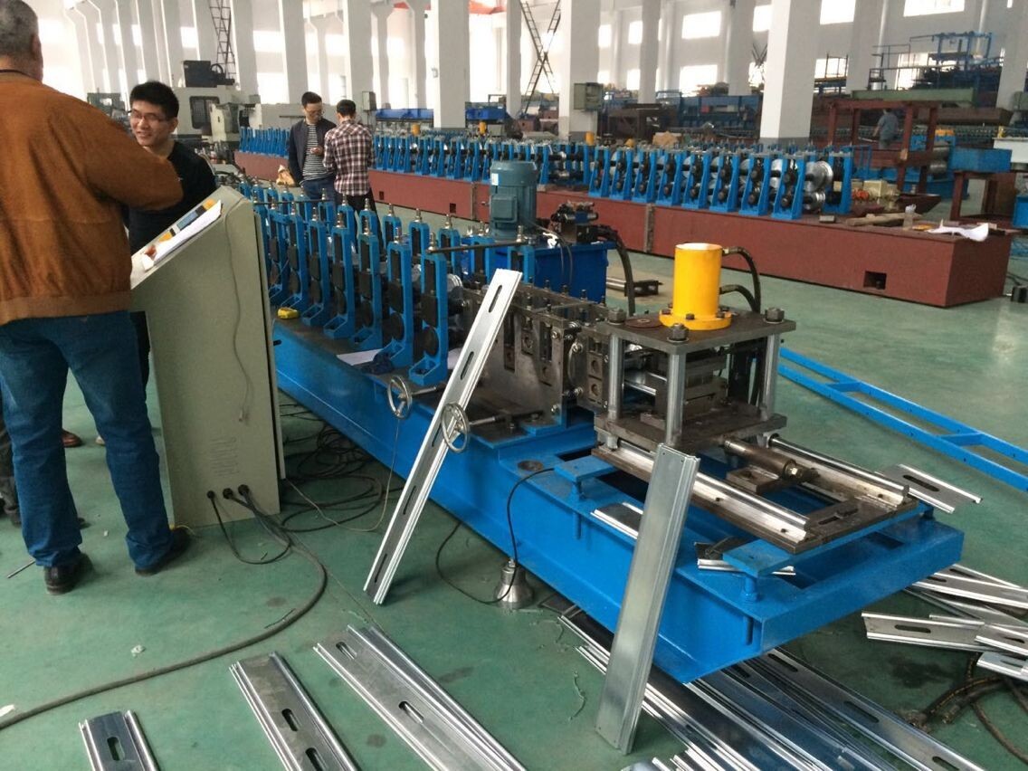 Hydraulic Cutter Perforated Shutter Door Roll Forming Machine With Automatic Punching System